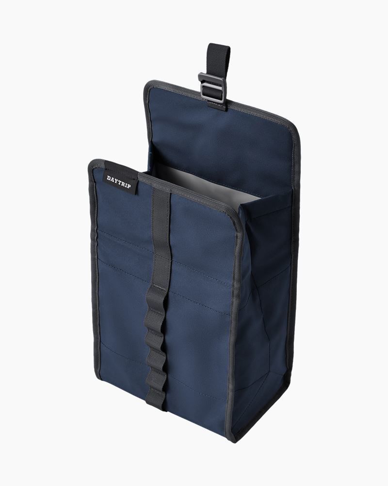 Daytrip Lunch Bag in Navy | YETI | The Paper Store