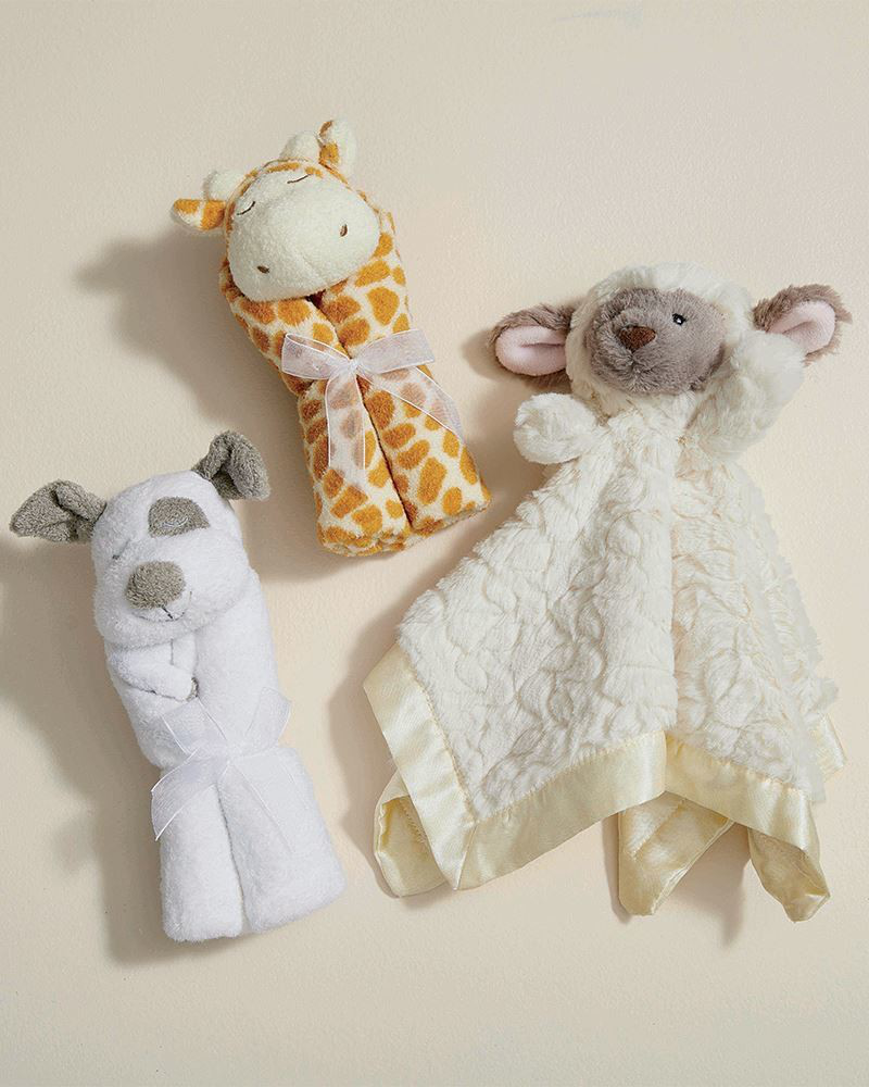 Giraffe Blankie | Angel Dear | The Paper Store
