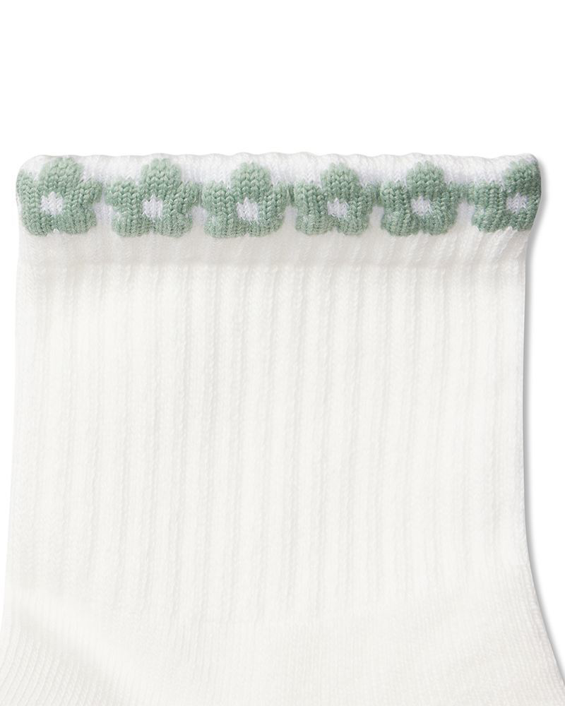 3D Flowers Cuff Solid Quarter Socks in Sage Stone Chain | Bombas | The ...
