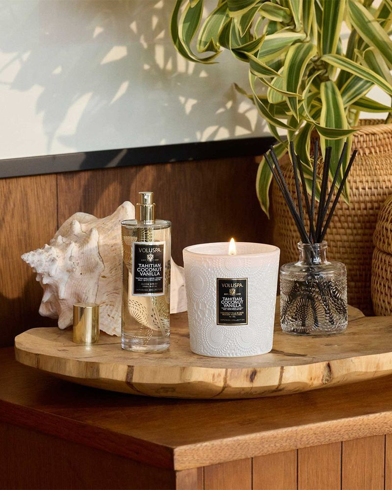 Tahitian Coconut Vanilla Reed Diffuser | Voluspa | The Paper Store