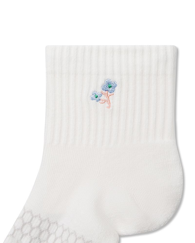 Mini Double Embroidery Flower Quarter Socks in White Floral | Bombas ...